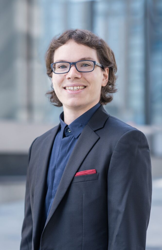 Vancouver Immigration Lawyer - Joshua Slayen